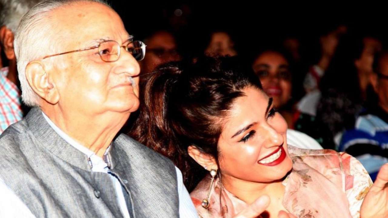 Raveena Tandon Thanks Pm Narendra Modi For Condolence Letter After Her