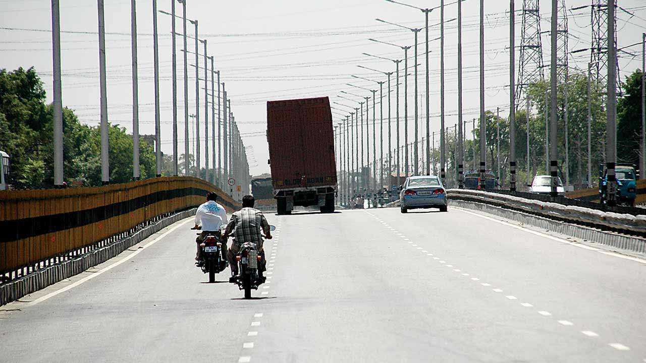 Government introduces new laws on road accident reporting for claim ...