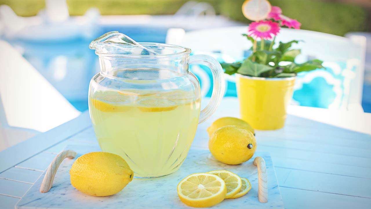 Beat the heat: Here's how to stay hydrated this summer