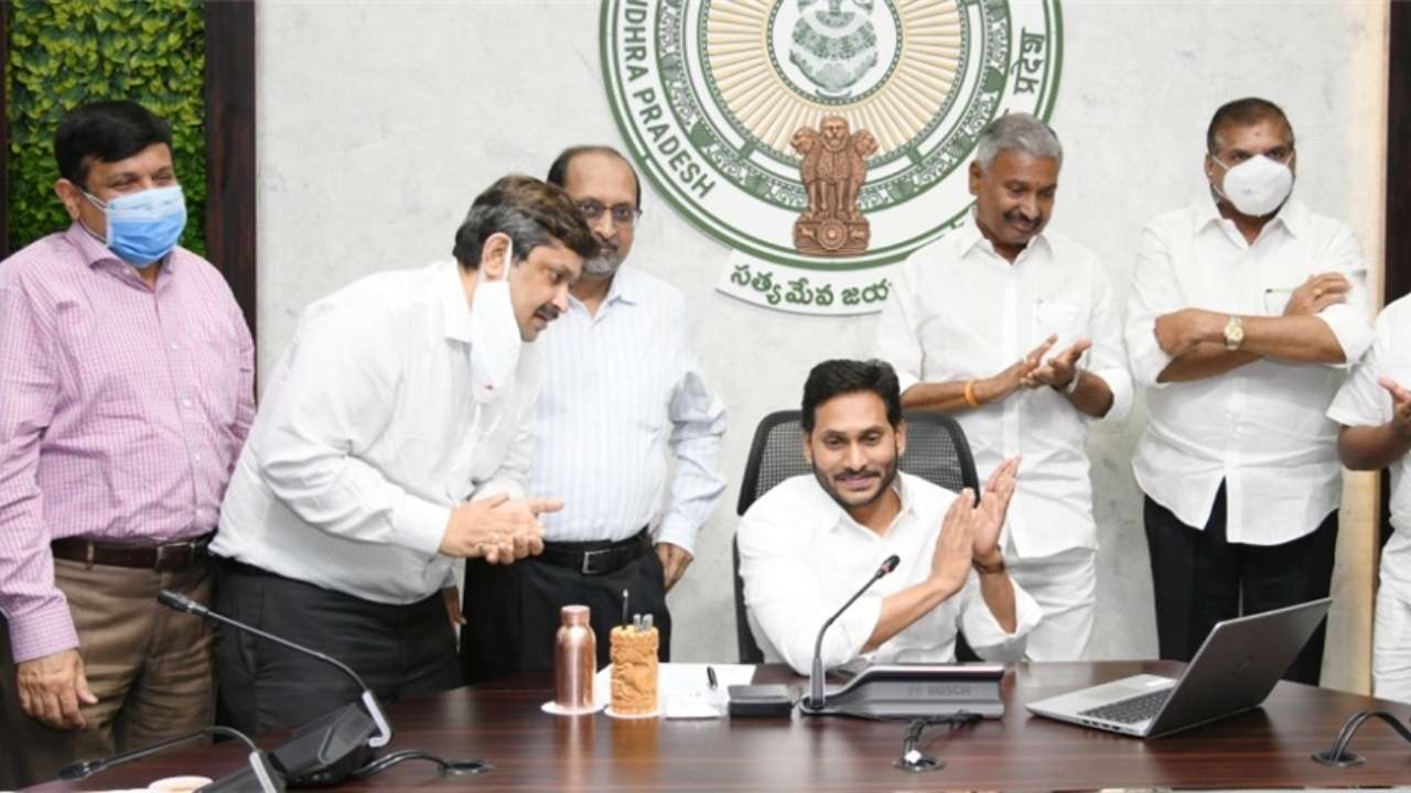 Andhra Pradesh CM virtually inaugurates 13 new districts-Check full ...