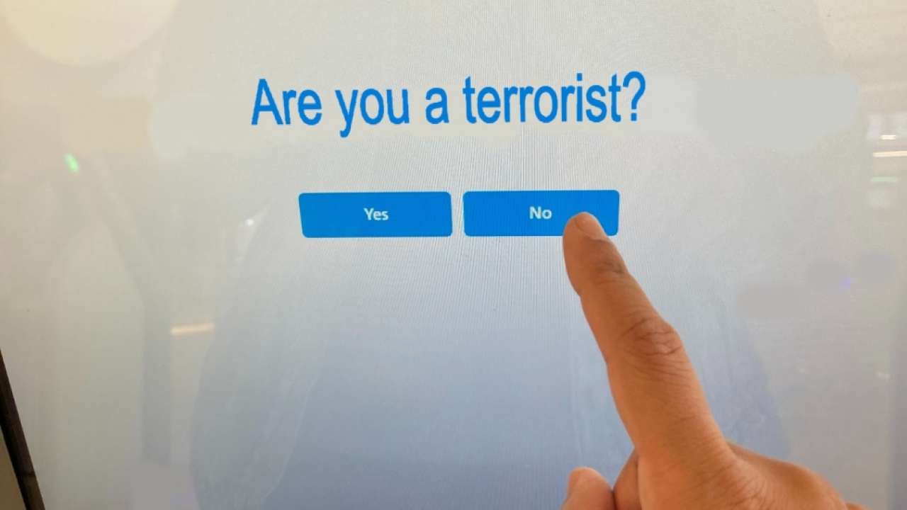 Are you a terrorist? Picture of security question from US airport goes ...