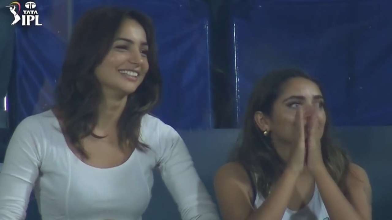 IPL 2022: Two 'mystery girls' spotted during SRH vs GT match, photos go ...