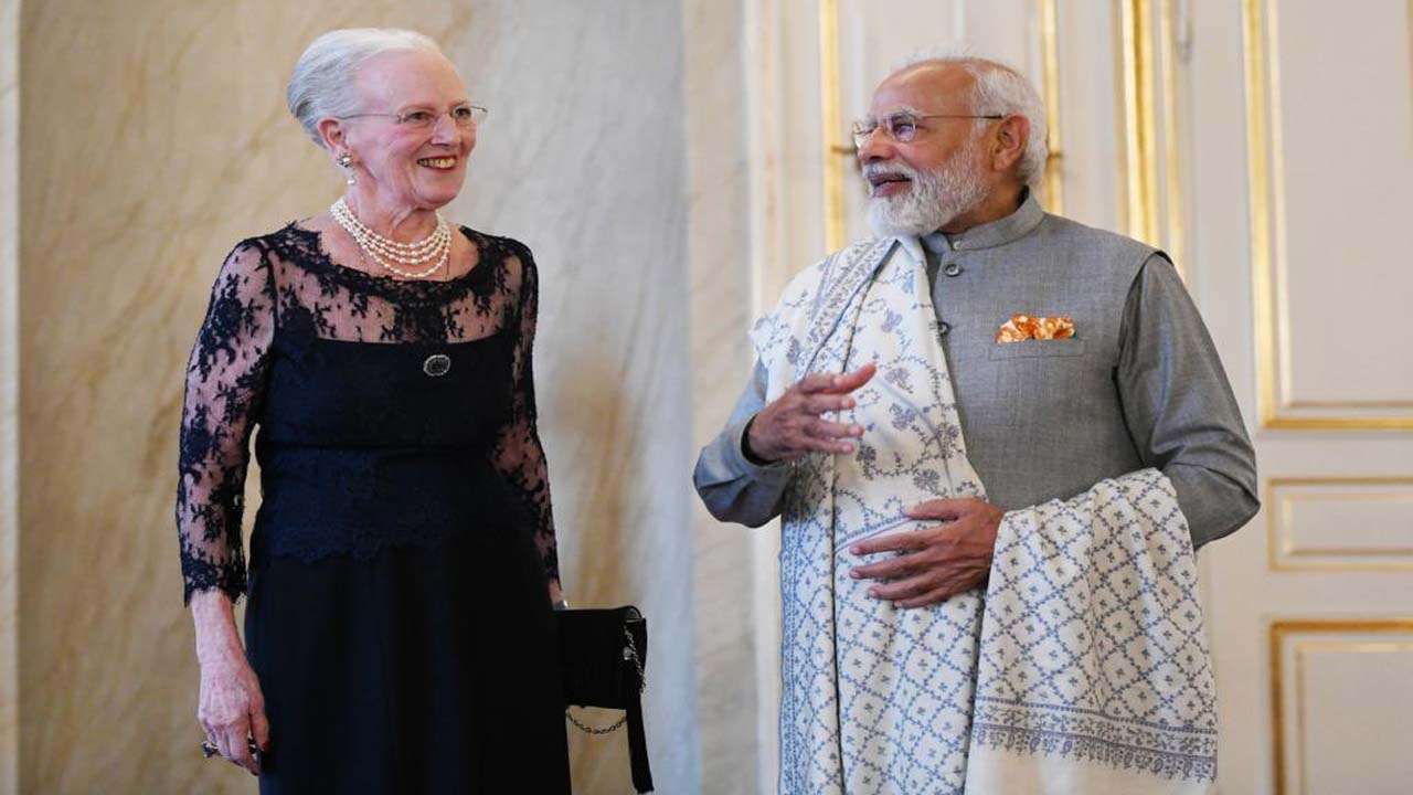 PM Narendra Modi meets the Queen of Denmark, receives grand welcome