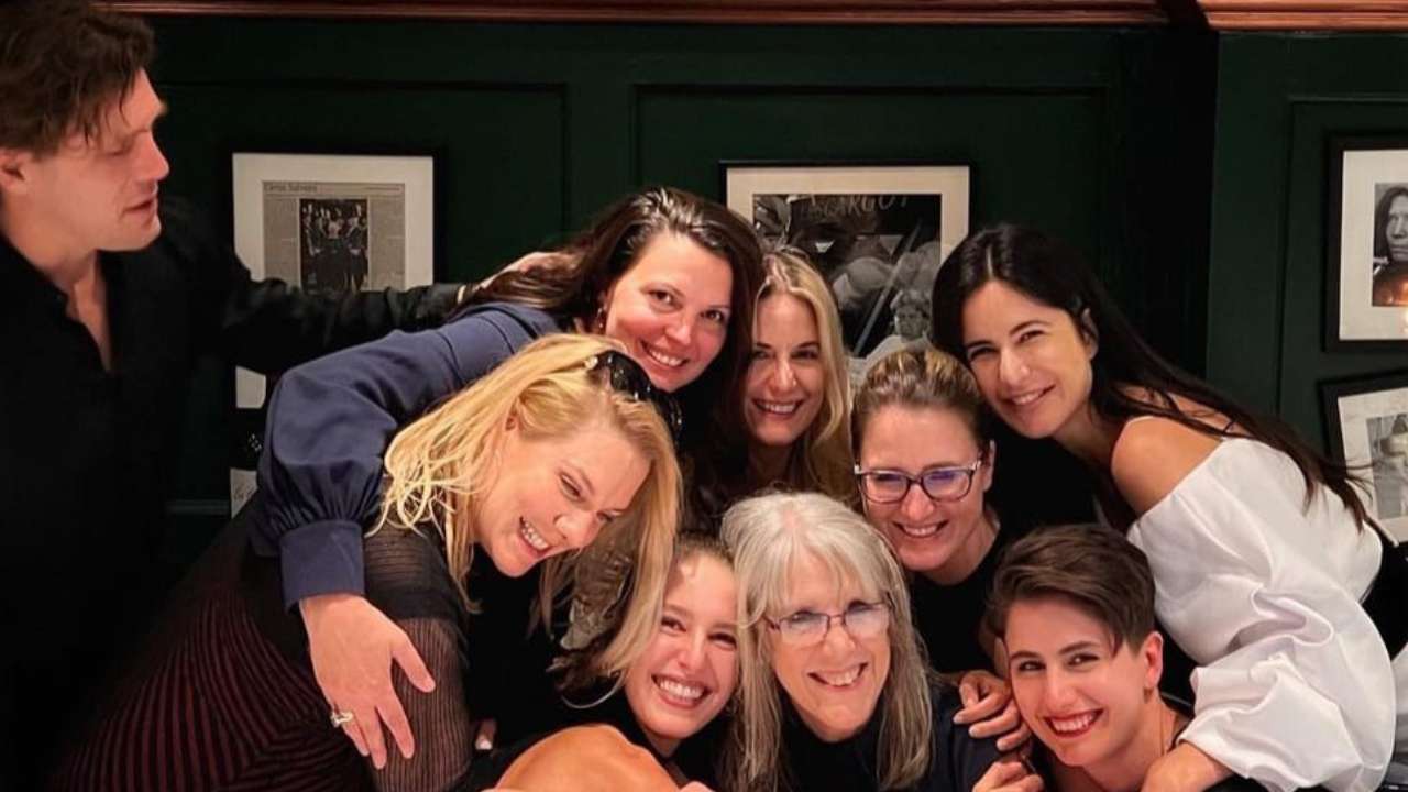 Katrina Kaif celebrates mom Suzanne Turquotte's 70th birthday with her ...