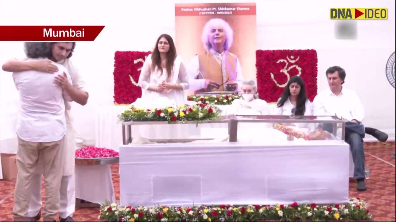 People pay last respects to iconic Santoor player Pandit Shivkumar ...