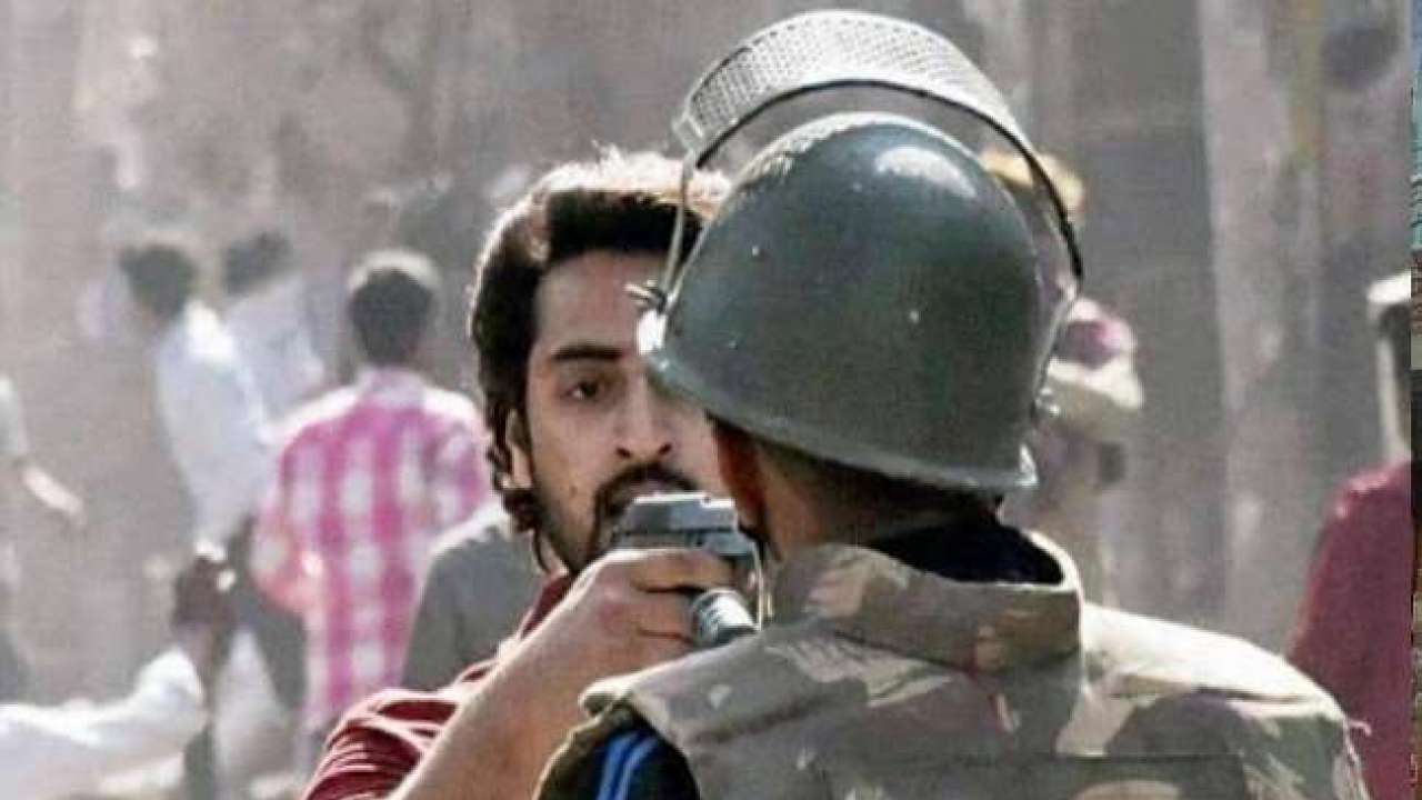Watch: Delhi riots accused Shahrukh Pathan, who brandished gun at cop ...