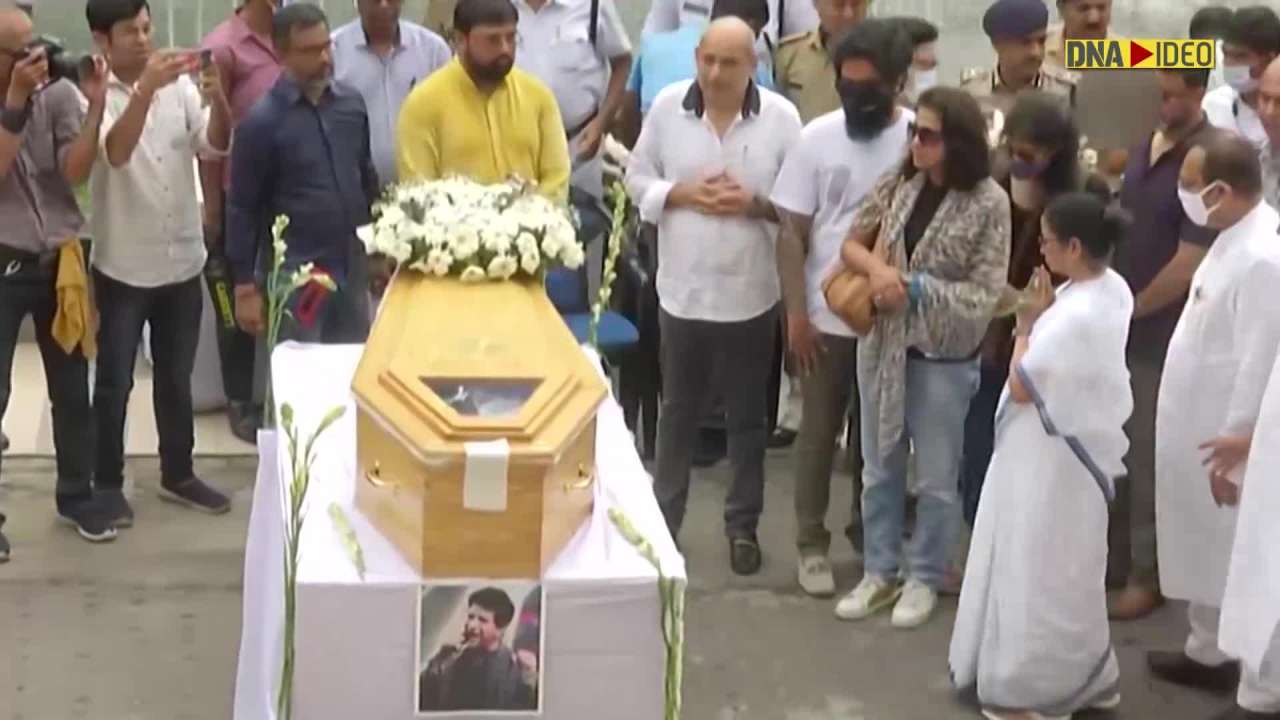 Mortal remains of singer KK brought to Rabindra Sadan in Kolkata