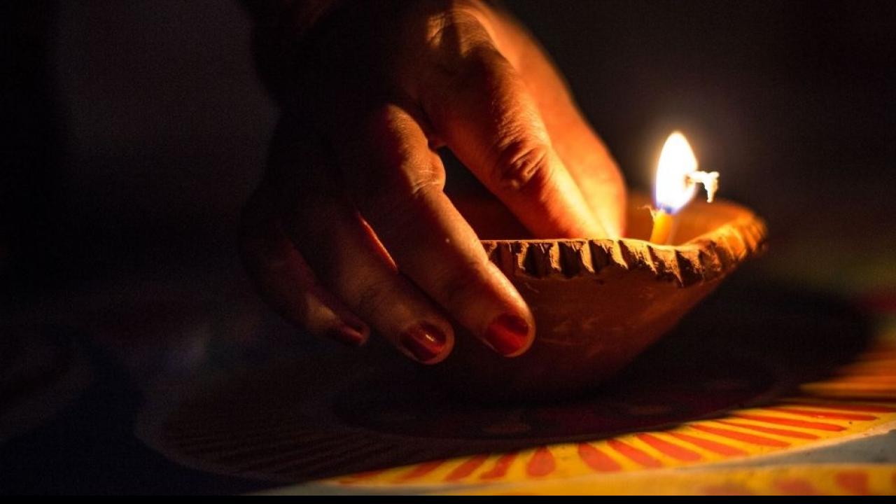 Thursday Upay: गुरुवार के दिन करें बृहस्पति देव को प्रसन्न करने के ...