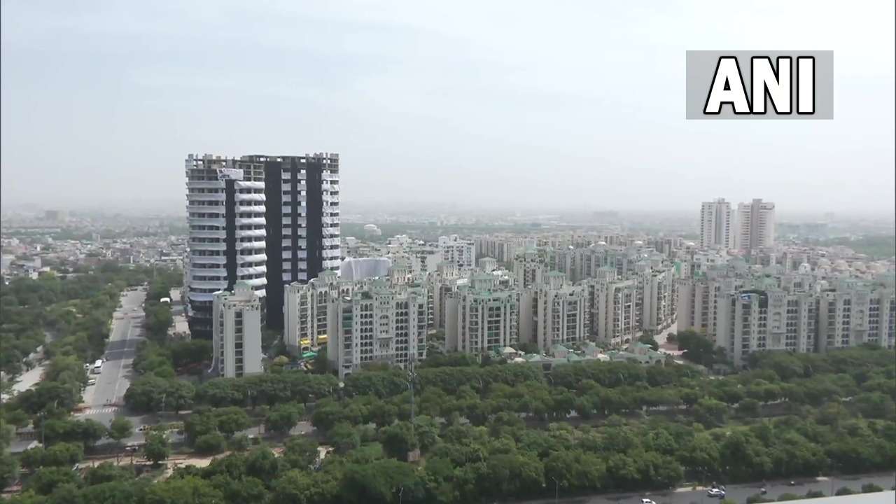 Noida Supertech Twin Towers Demolition In Pics: Check LATEST VISUALS ...