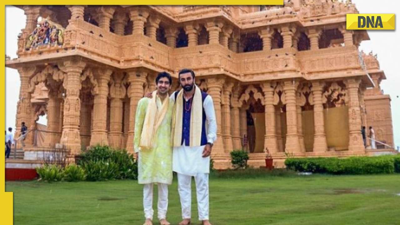Brahmastra: Ayan Mukerji visits Gujarat's Somnath Jyotirlinga temple ...
