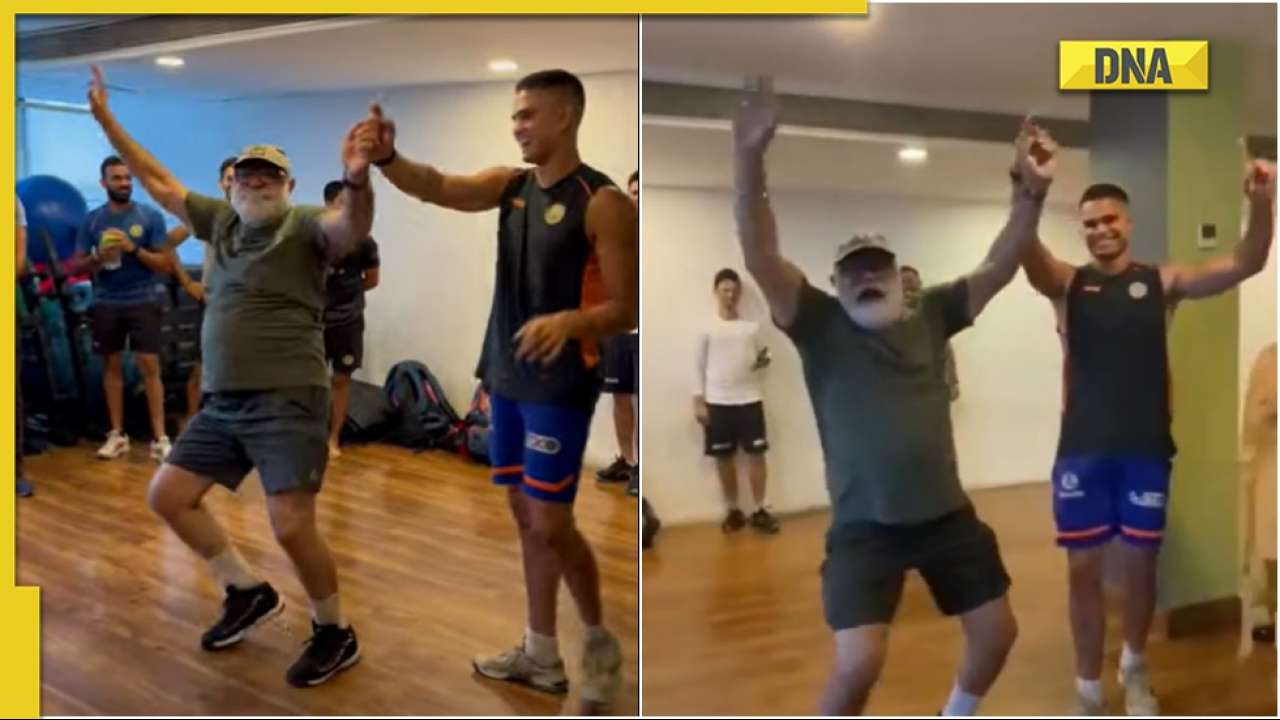 Arjun Tendulkar dances to Punjabi songs with Yuvraj Singh's father ...