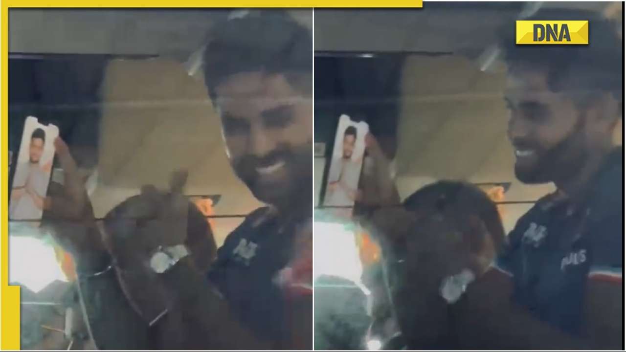 Suryakumar Yadav's gesture goes viral as Team India bus gets mobbed by ...