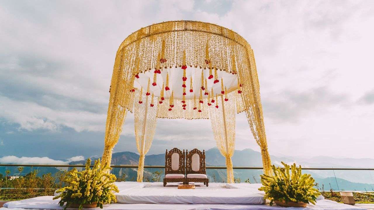Planning destination wedding? Choose from these 5 exotic places to make ...
