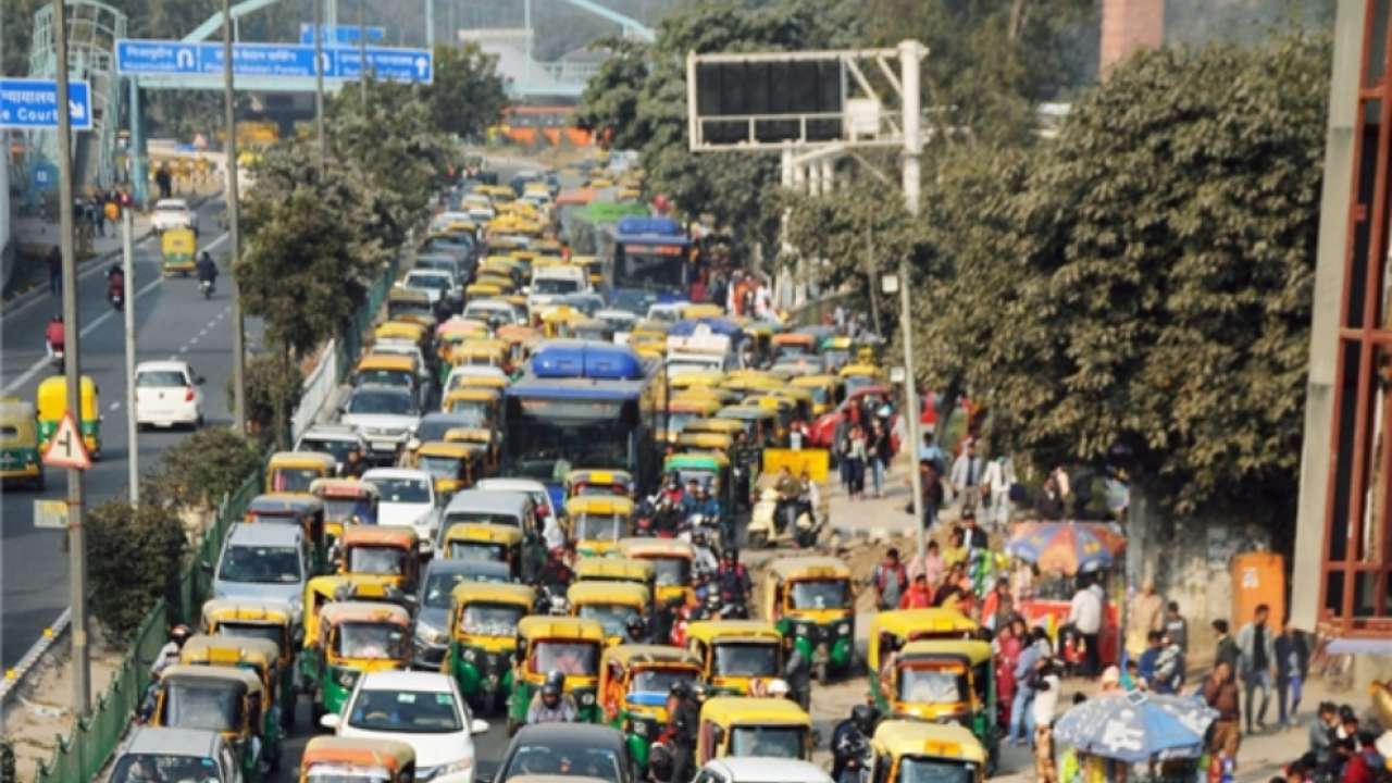 New Year: Delhi witnesses massive traffic jams on first day of 2023 ...