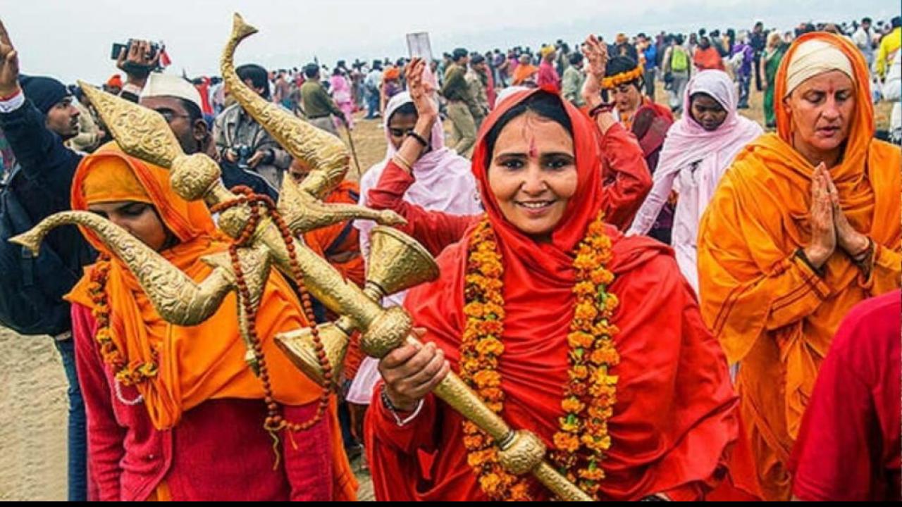 Mahila Naga Sadhu: कौन होती हैं महिला नागा साधु, जानें कैसी हैं इनकी ...