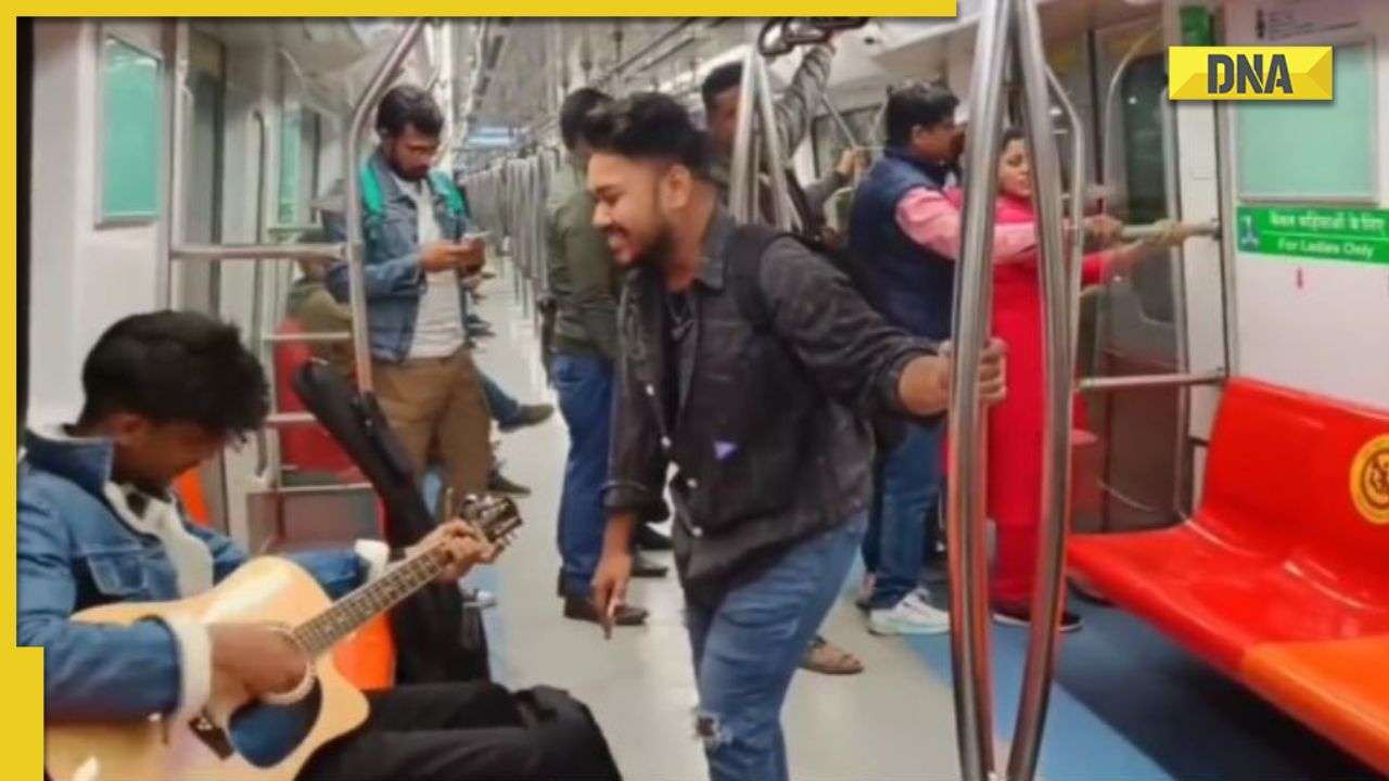 Delhi metro passenger wins hearts with his amazing voice, video goes viral