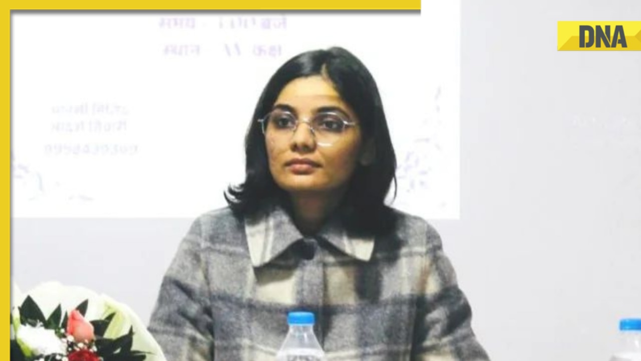 Who is Neha Singh Rathore, folk singer who received notice from Kanpur ...