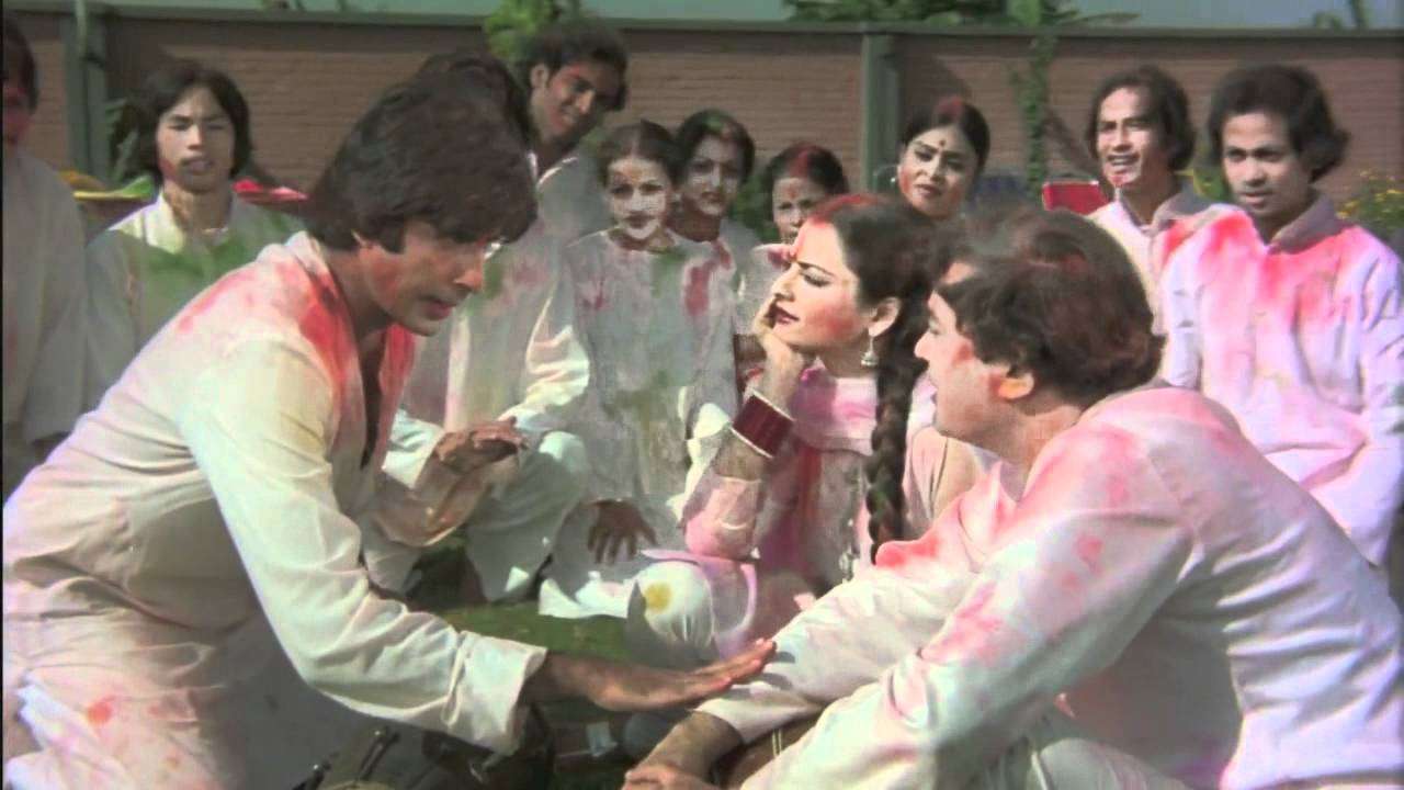 Holi 2023: From Sholay and Silsila to Raanjhana and Ram Leela ...
