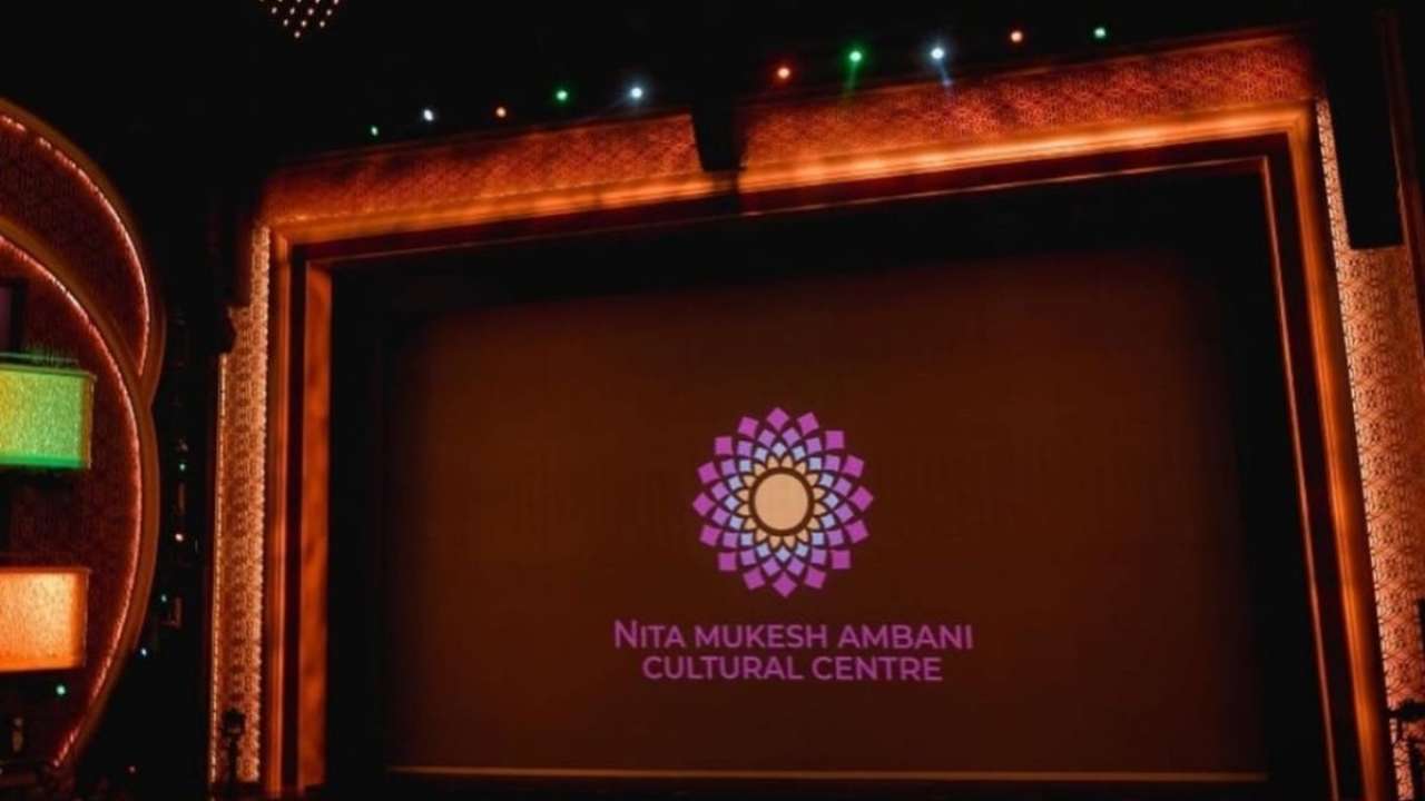 Shraddha Kapoor gives glimpse of lavish dinner spread from NMACC gala ...