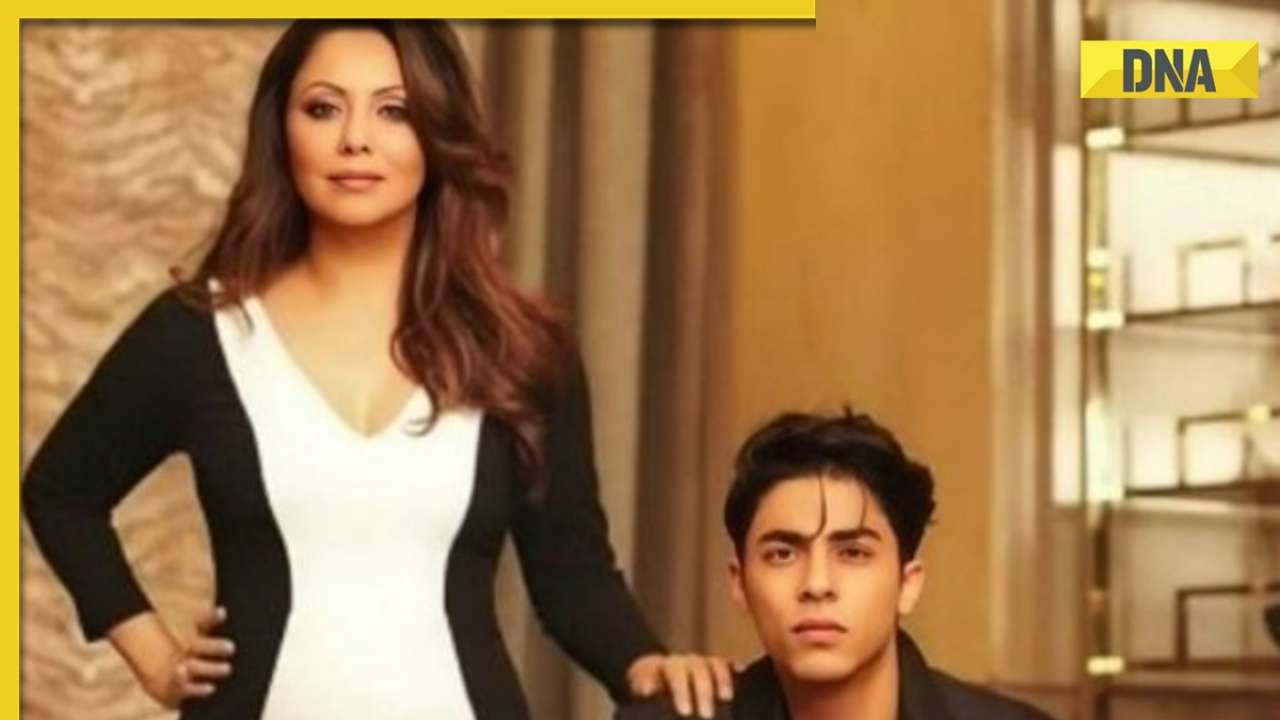 Aryan Khan poses with mom Gauri Khan in Avinash Gowariker's latest ...