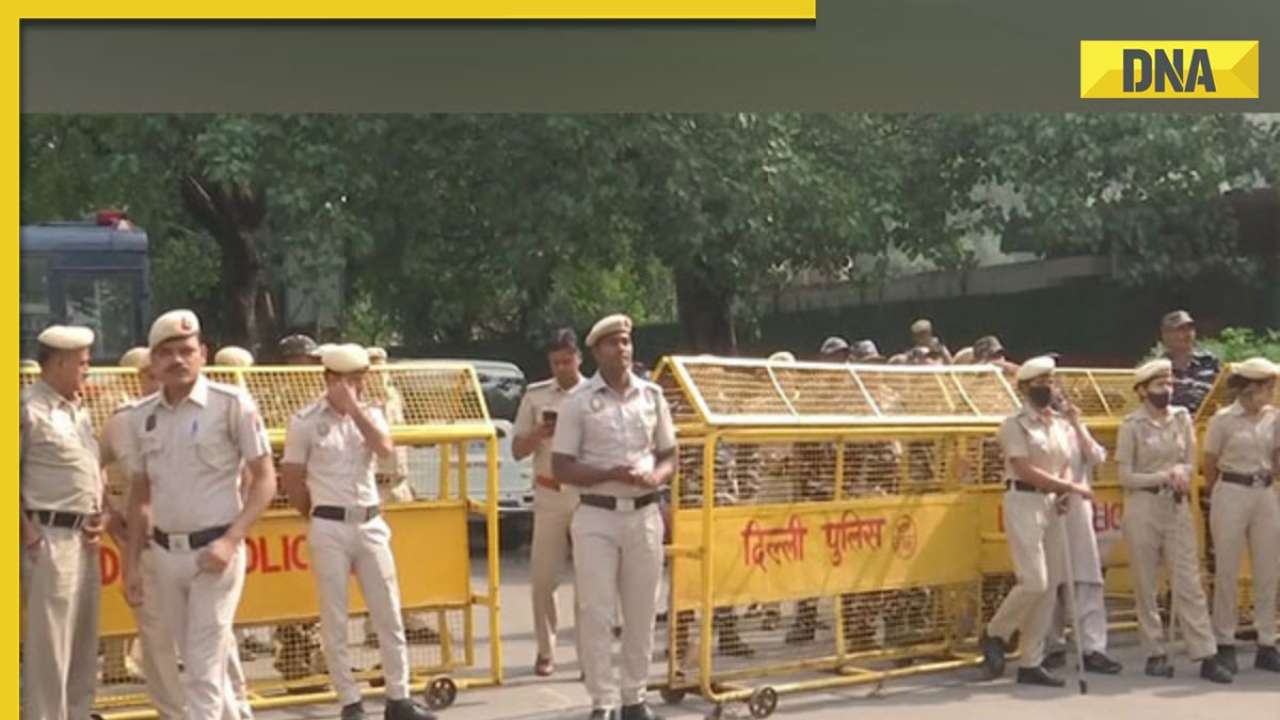 Wrestlers' protest: Delhi Police on alert, barricades erected on roads ...