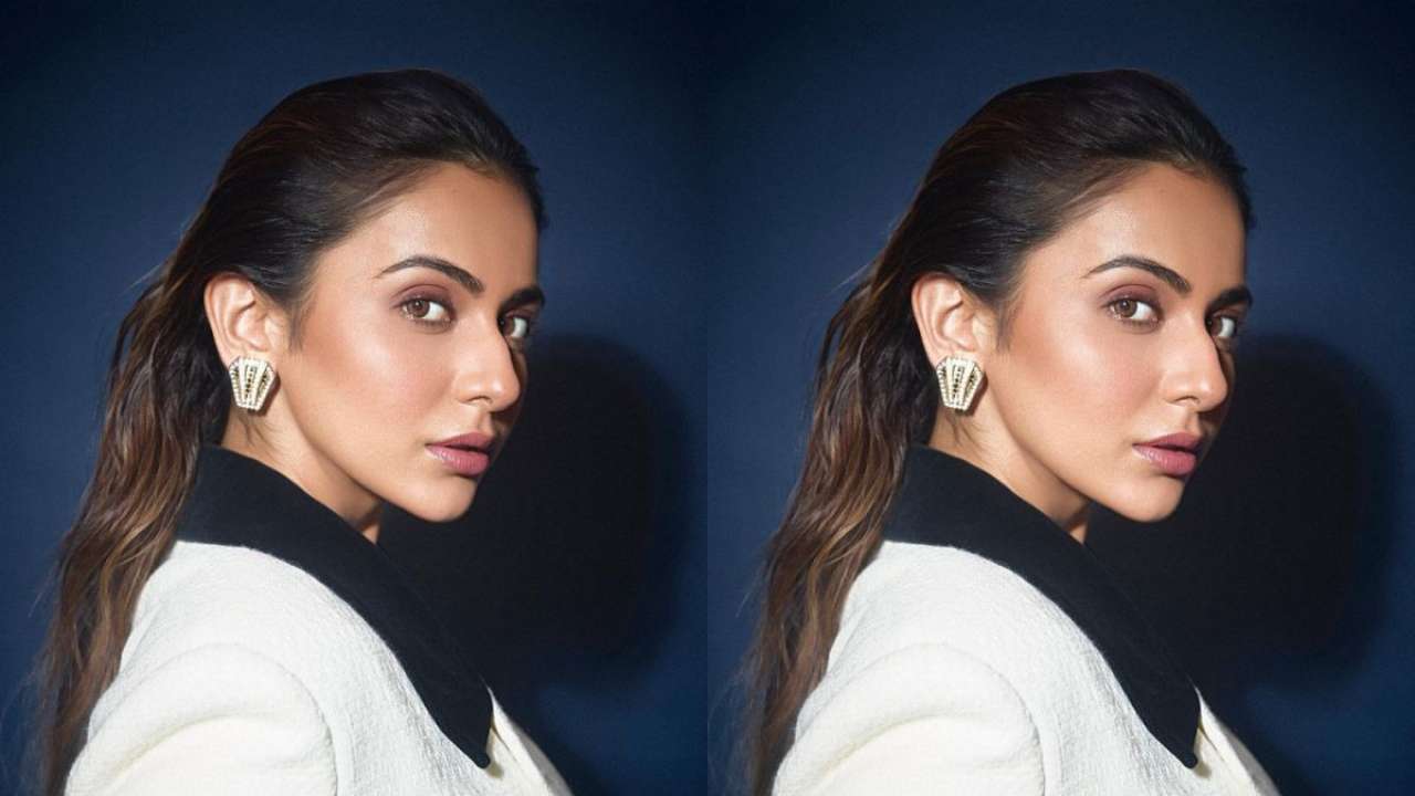 In pics: Rakul Preet Singh gives out bossy vibes in stunning blazer-set