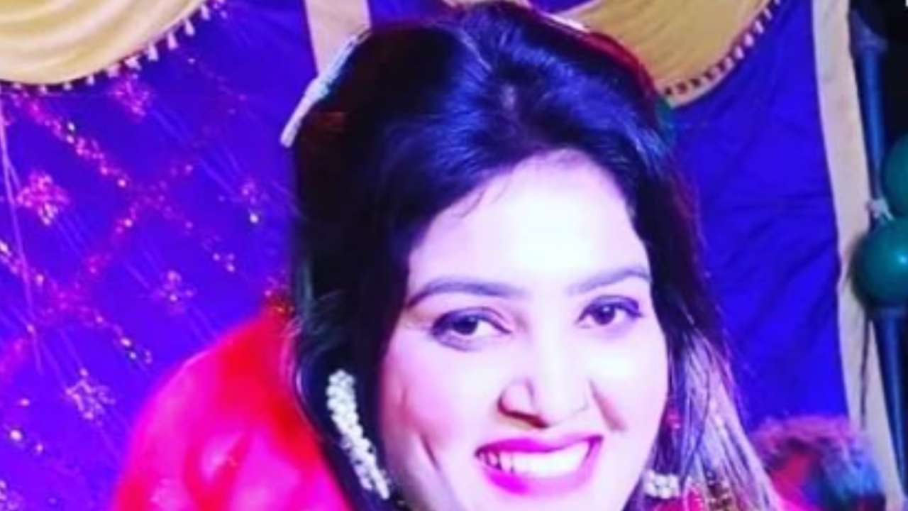 Who is Nisha Upadhyay? Bhojpuri singer who suffered bullet injury at ...