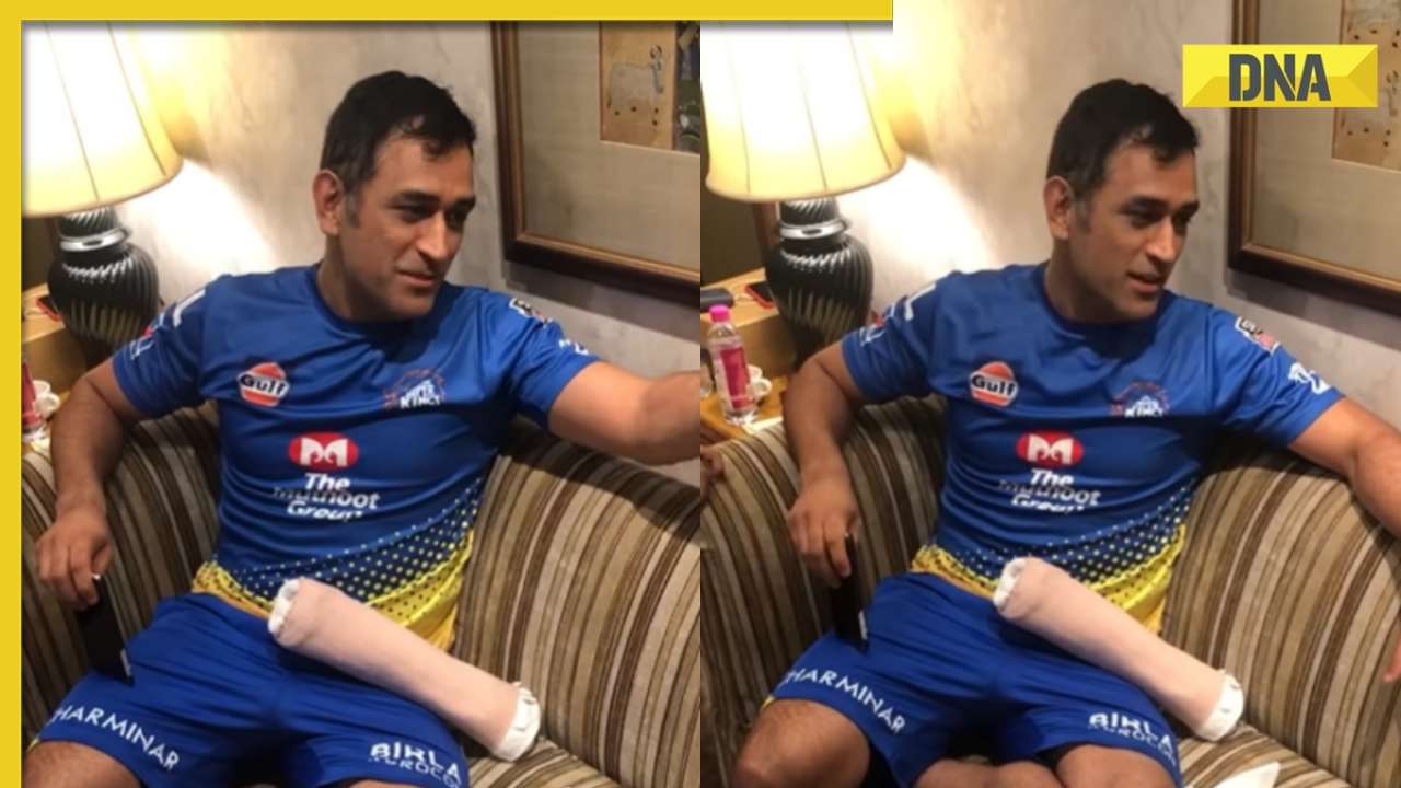 Unseen video of MS Dhoni's soulful rendition of 'Salaam-E-Ishq' goes ...