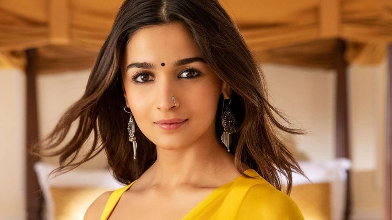 Rocky Aur Rani Kii Prem Kahaani: Know whopping fees Ranveer Singh, Alia ...