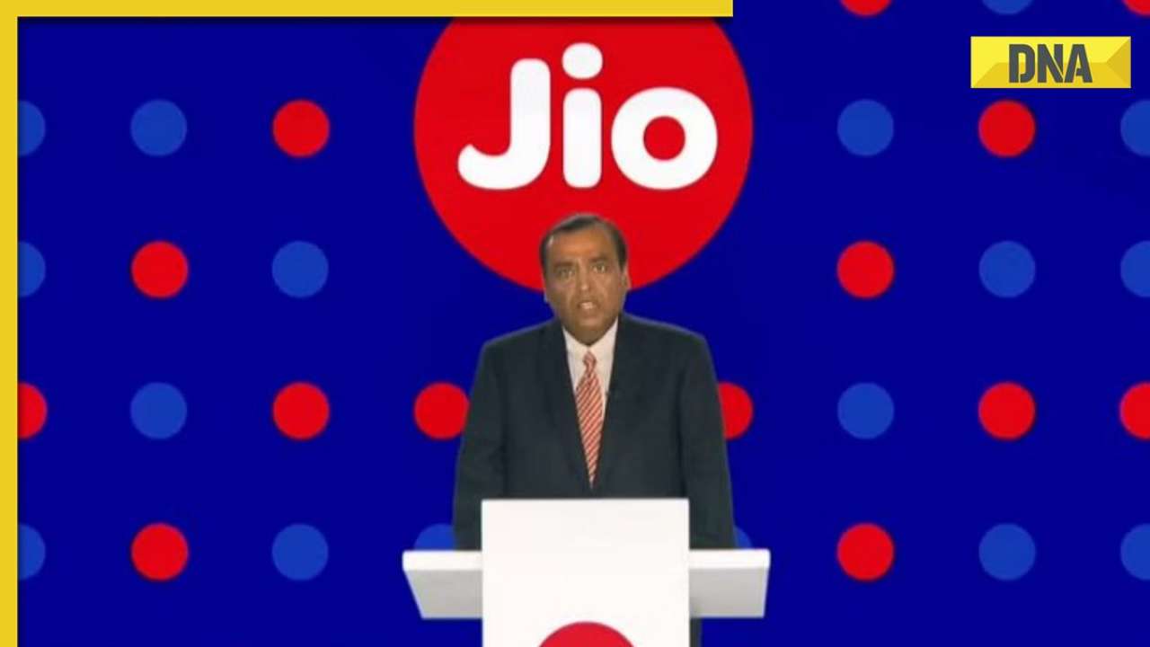 Mukesh Ambani announces Jio AirFiber 5G hotspot device, to be available ...