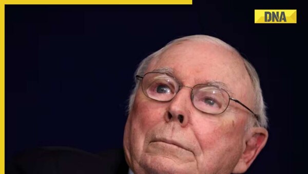 Charlie Munger, Warren Buffett's right-hand man at Berkshire, dies at 99
