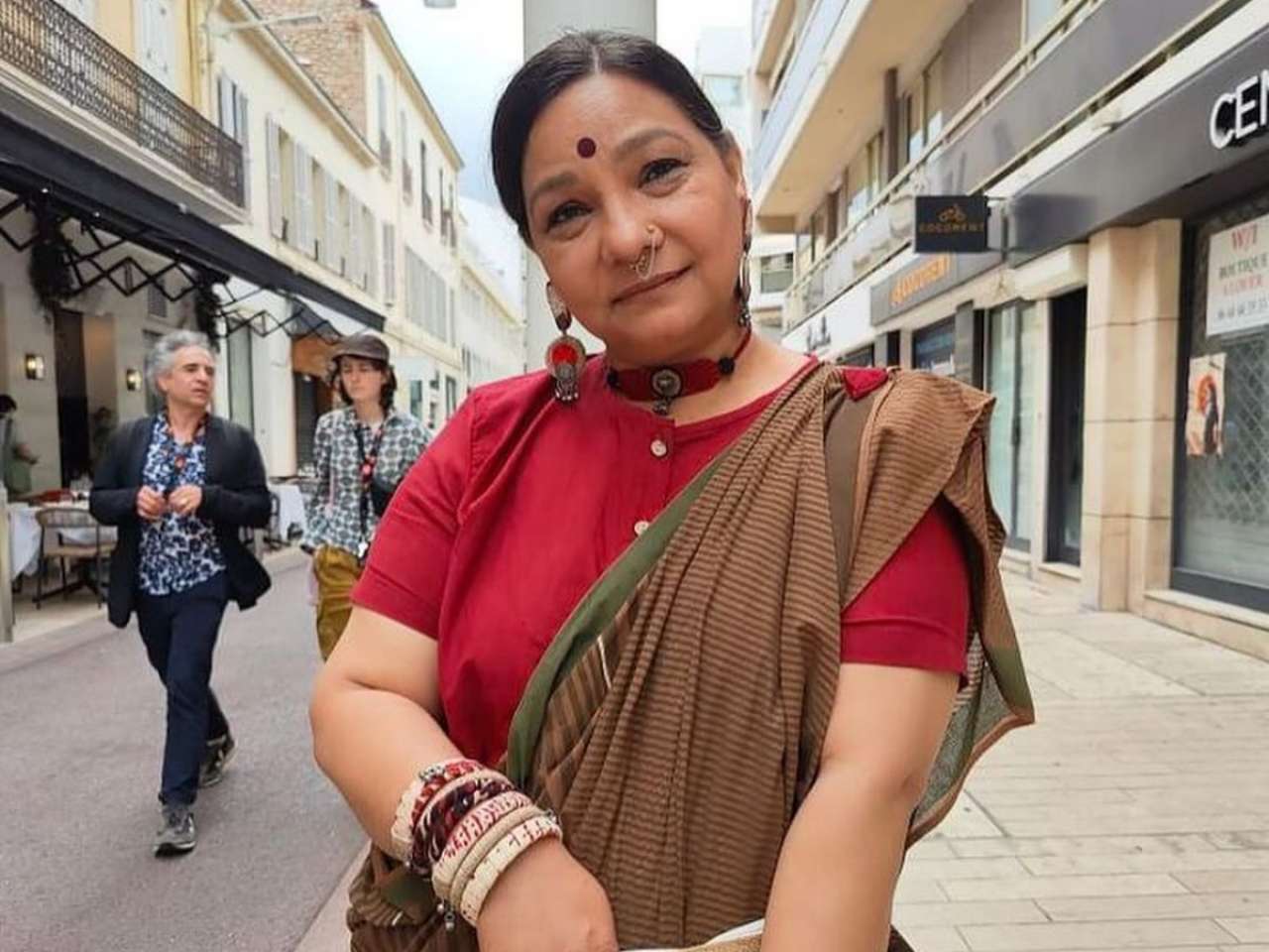Meet actress, daughter of truck driver, who faced humiliation, was 'fed ...