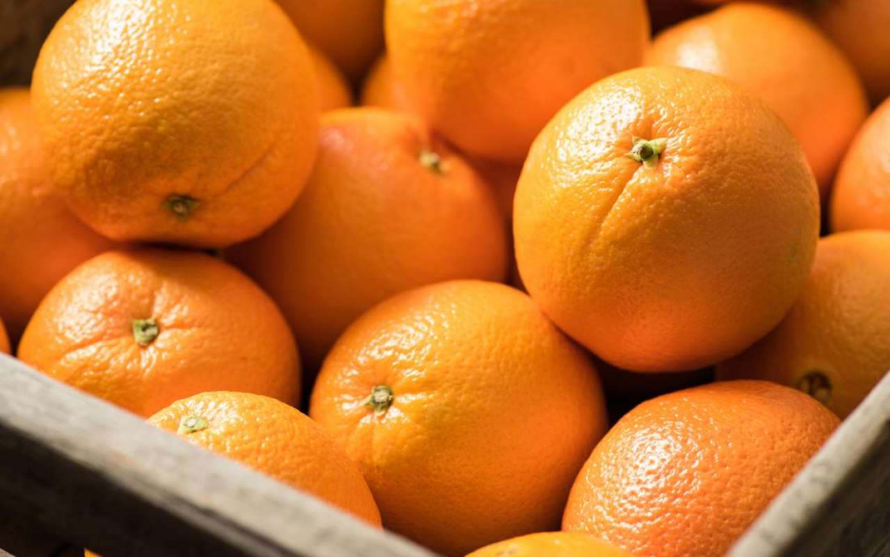 Gout diet: Vitamin B 12-rich fruits to reduce high uric acid levels ...