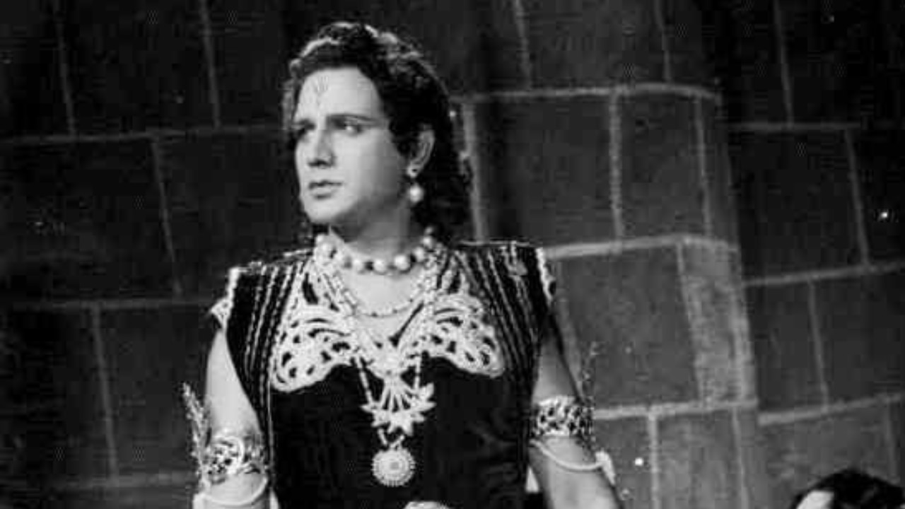 Kapoor family's first hero, once Bollywood's top star, has more hits ...