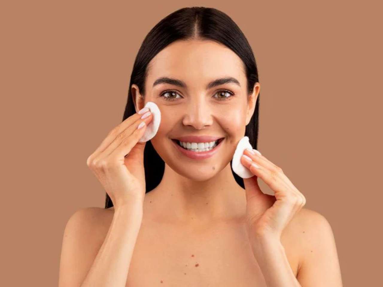 Skincare: Benefits of using face toner at night for flawless skin