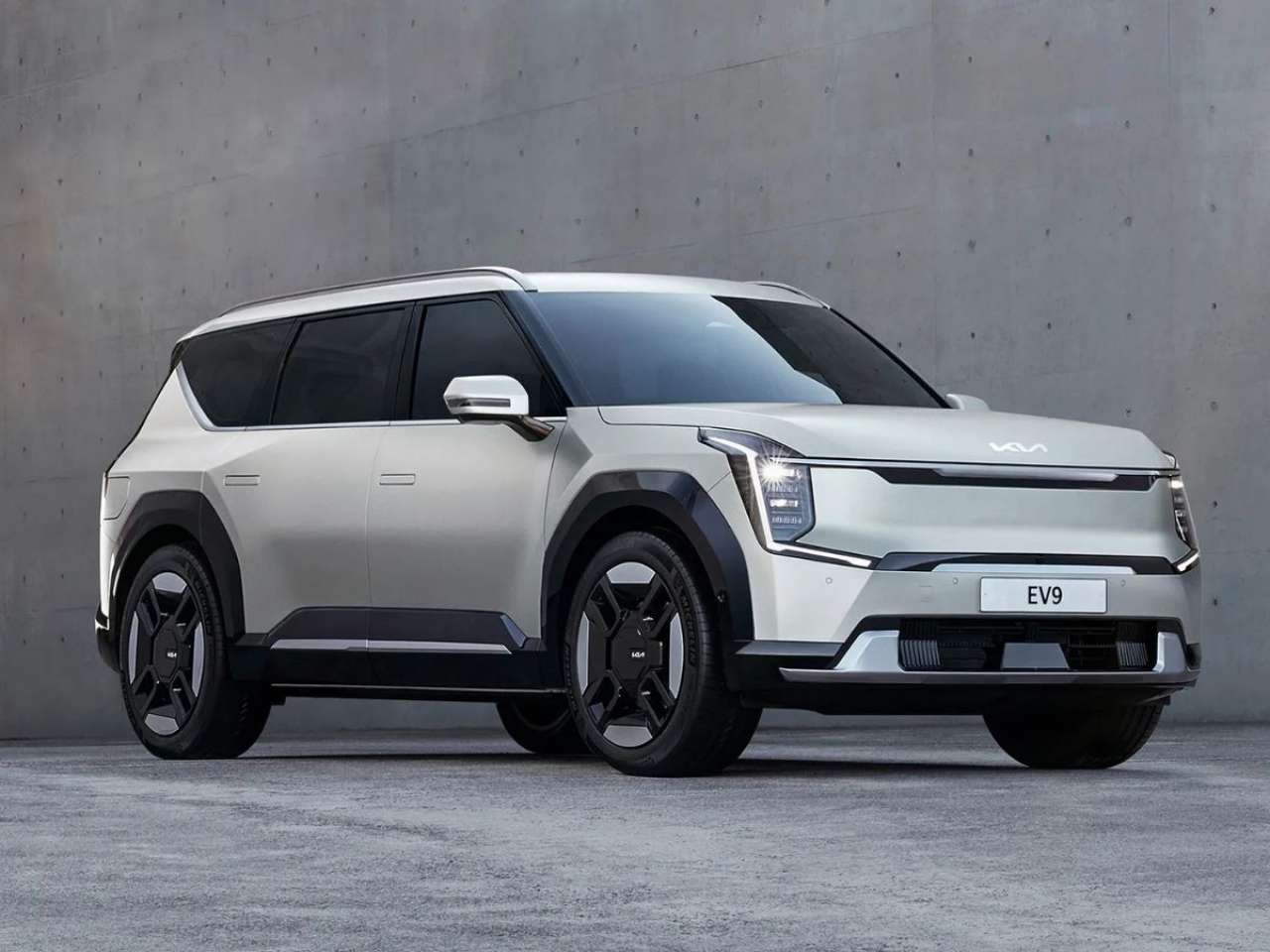 From Nissan Magnite Facelift to Kia EV9: Top car launches in October 2024