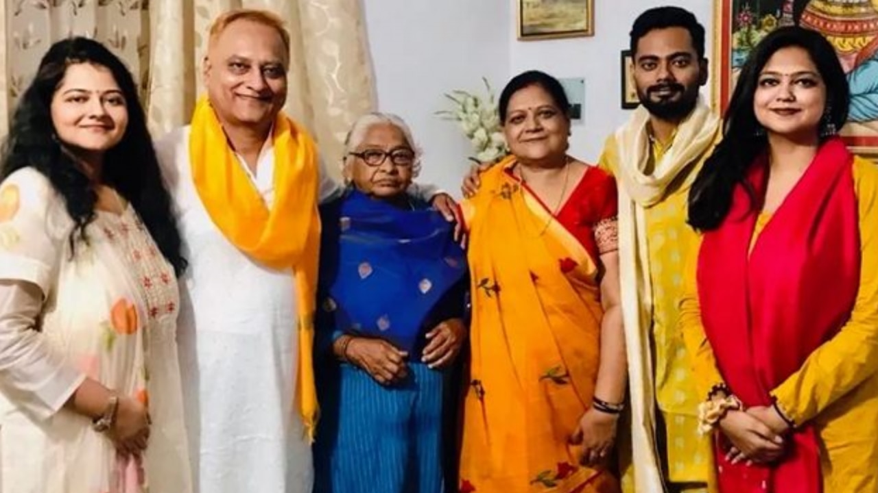 यूट्यूब की 4 महीने की तैयारी से पास की UPSC की परीक्षा, लाईं 14वीं रैंक ...