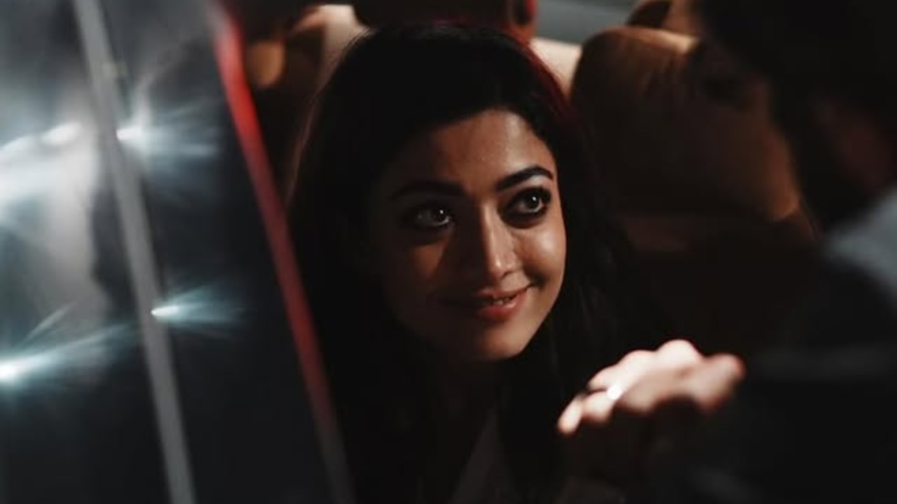 Rashmika Mandanna shares BTS photos from Pushpa 2 with Allu Arjun, Sukumar; pens emotional note ...