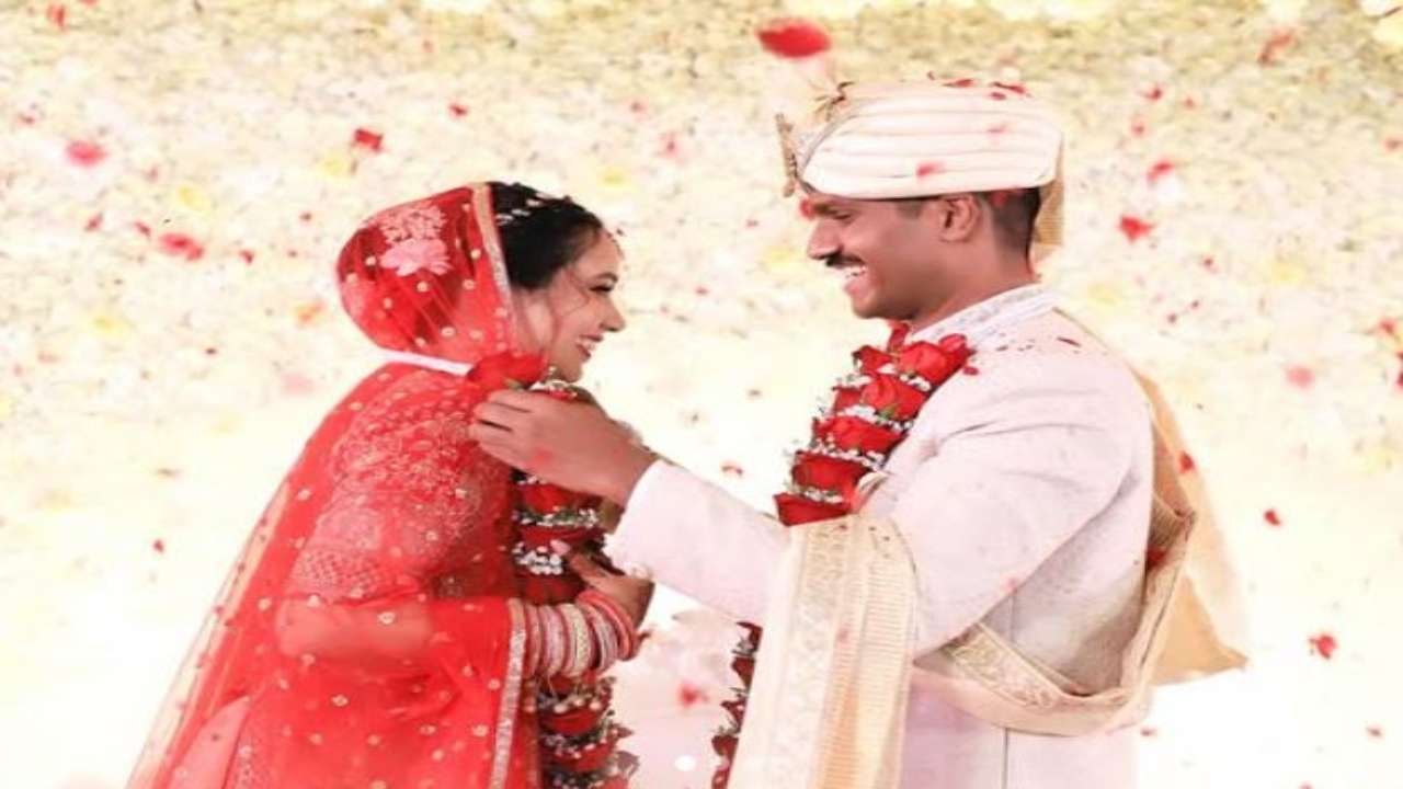 UPSC aspirants to power couple: IAS Ria Dabi and IPS Manish Kumar's ...