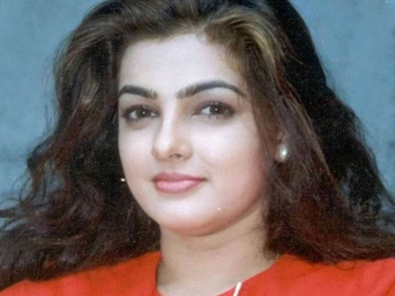 From 90s bold persona to underworld linkup: Five reasons why Mamta Kulkarni got expelled from ...