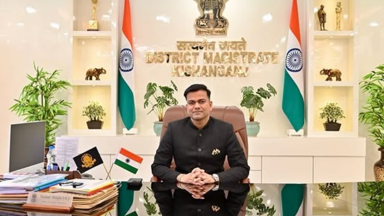 कौन हैं IPS नवजोत सिमी के हसबैंड? IIT-JNU से की है पढ़ाई, दूसरे ...