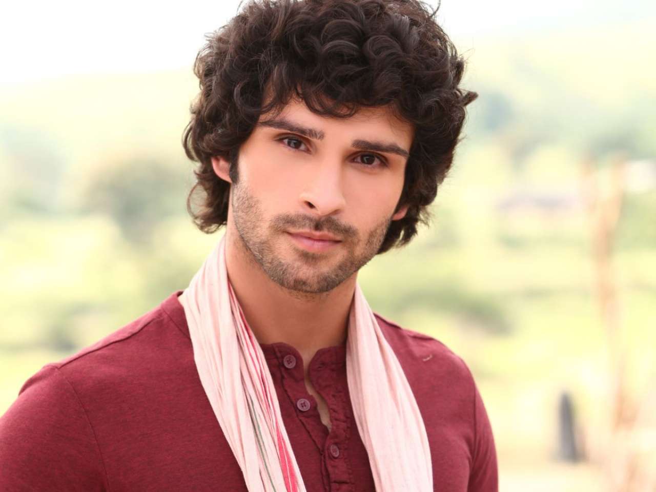 Meet flop actor who quit after 2 films, now runs Rs 10,000 crore company