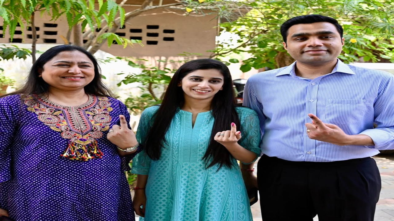 Meet Paridhi Adani, Gautam Adani's lesser-known daughter-in-law, owns ...