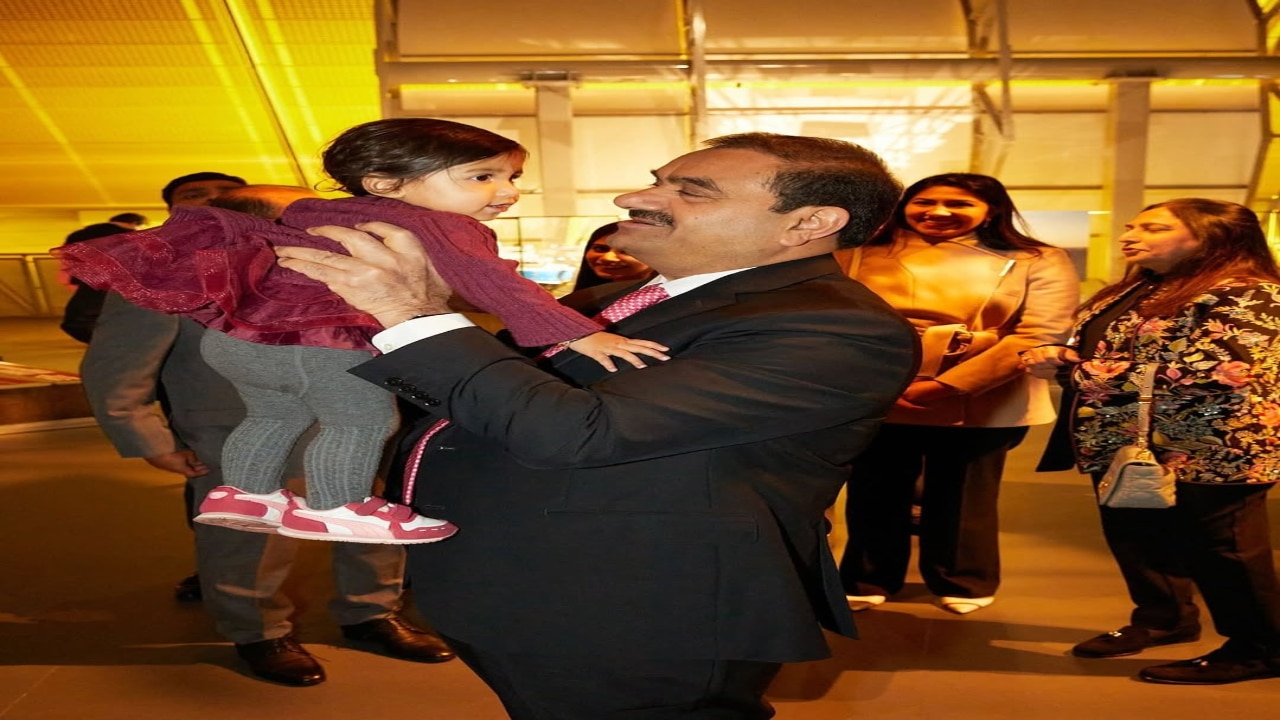 Meet Paridhi Adani, Gautam Adani's lesser-known daughter-in-law, owns ...