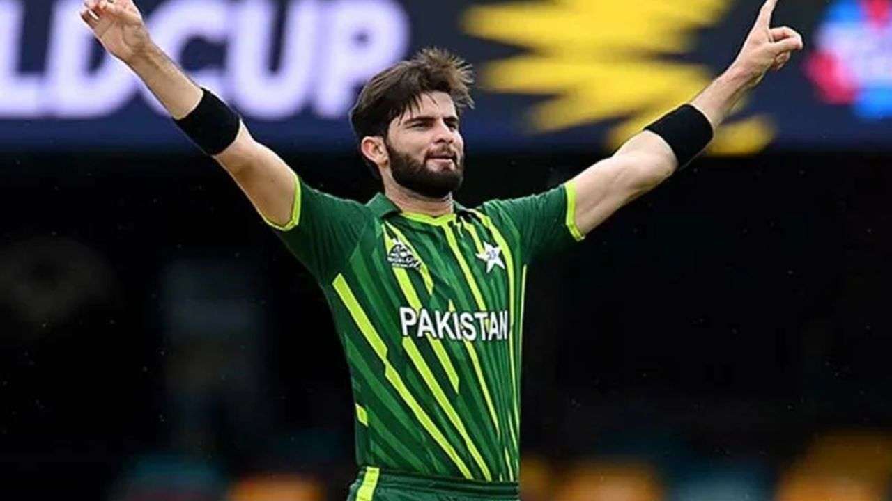PAK vs NZ Champions Trophy 2025: Meet Pakistan star cricketer Shaheen ...