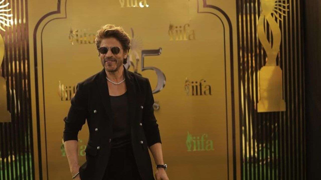 From Shah Rukh Khan to Kareena Kapoor Khan, Shahid Kapoor: Bollywood ...