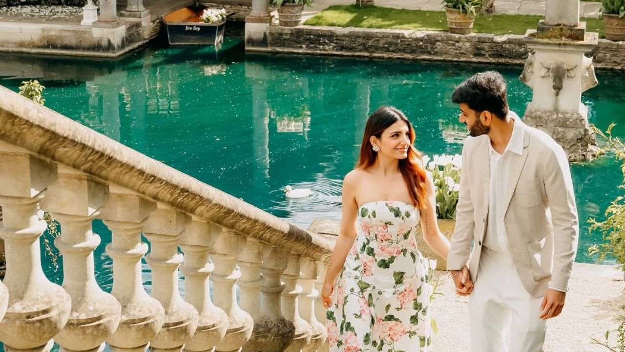 Singer Prakriti Kakar’s engagement with businessman Vinay Anand is ...