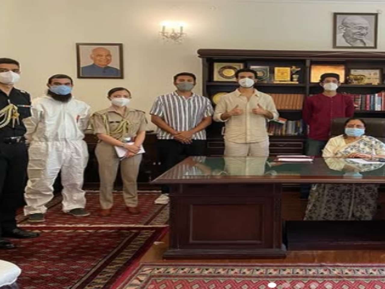 Meet Raghav Juyal's sister-in-law, IPS Rachita Juyal who resigned after ...