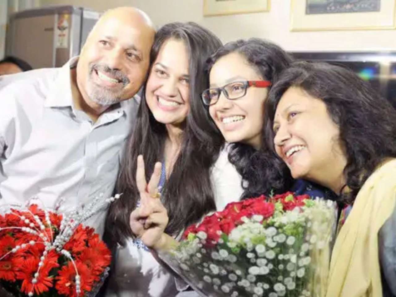 Meet IAS Tina Dabi, Ria Dabi’s mother, who cracked UPSC herself, served ...
