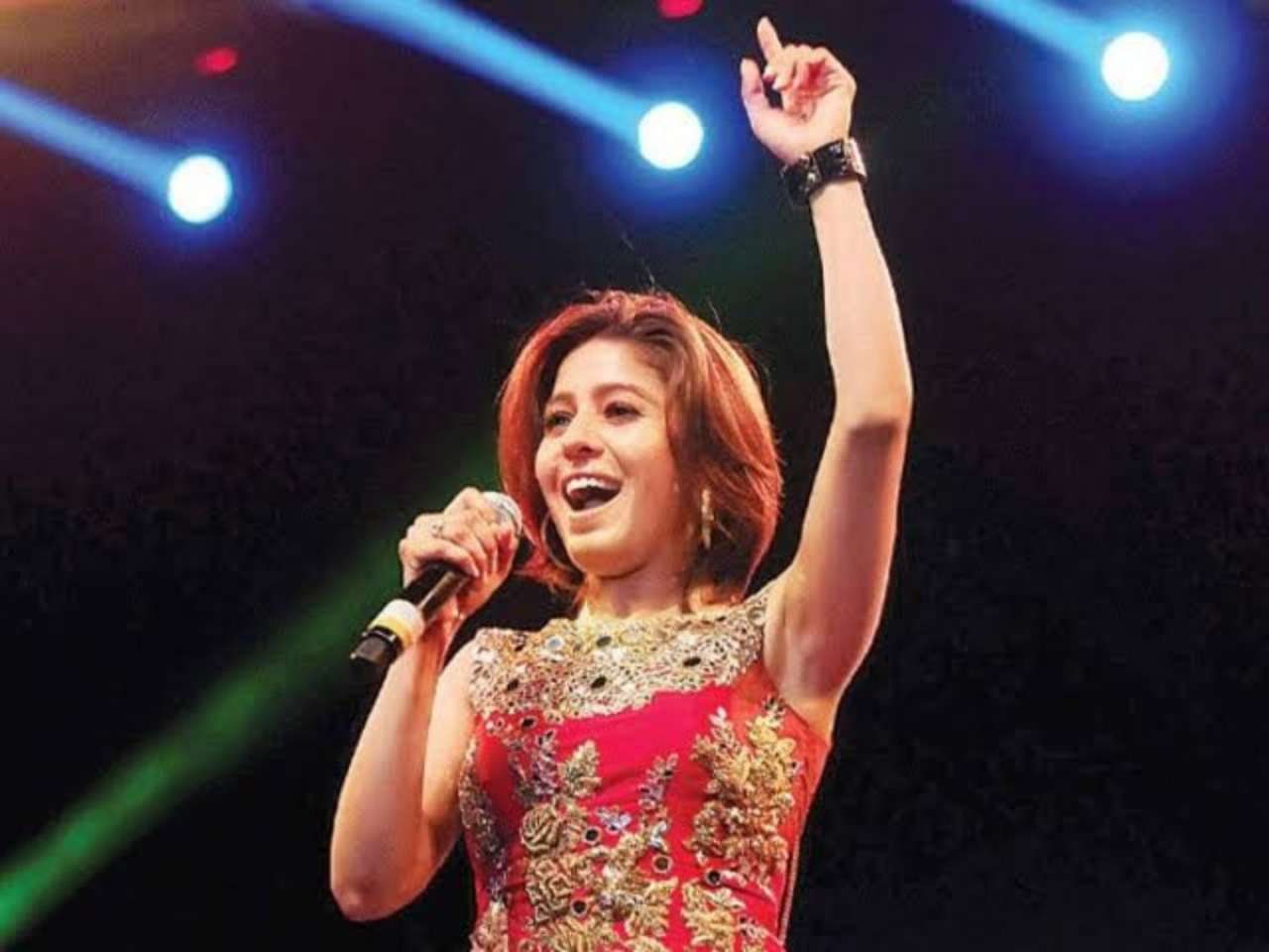 India’s highest paid singer charges Rs 14 crore for 2 hour performance, is way ahead of Diljit ...
